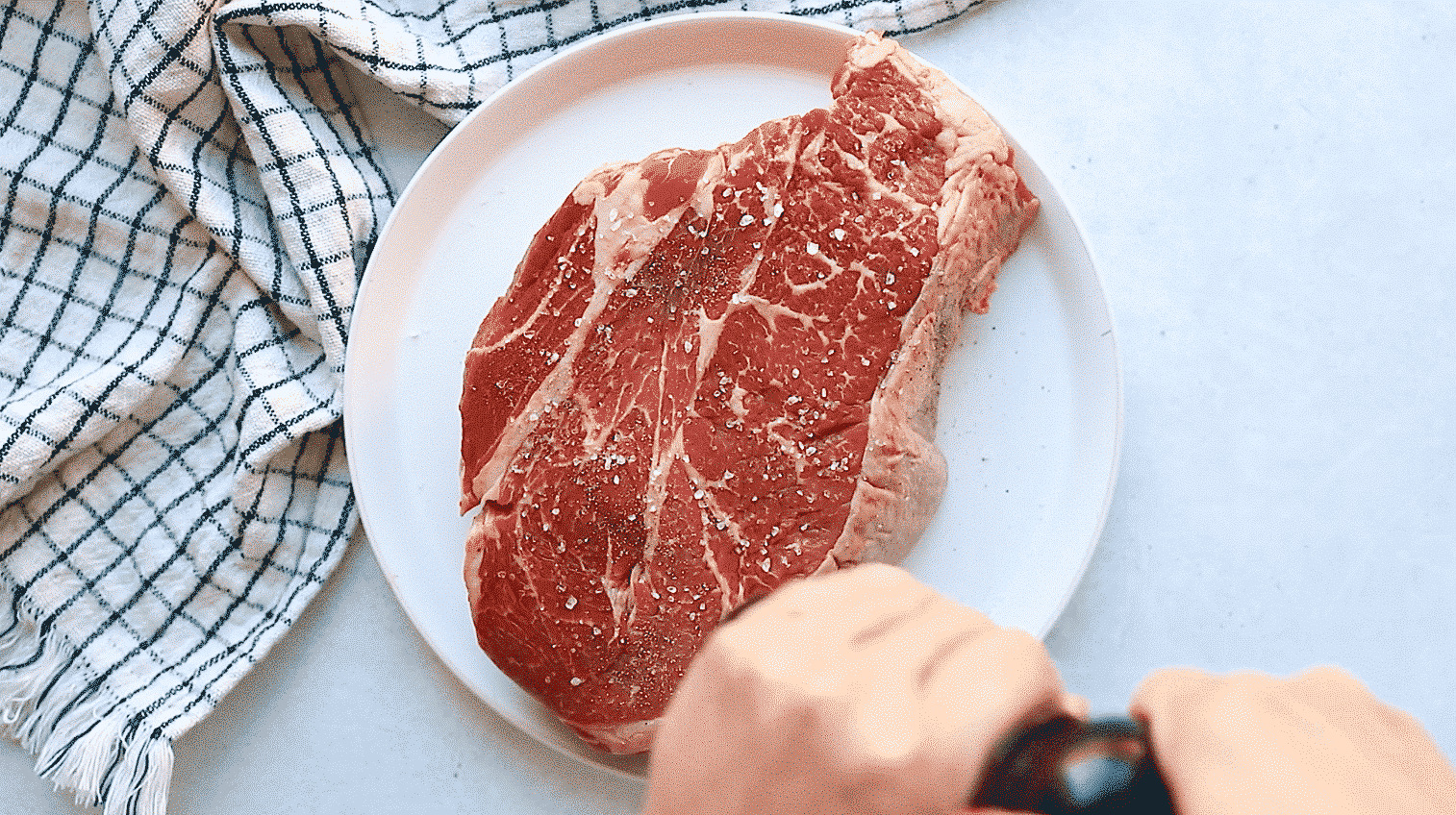 Whole30 Pot Roast Recipe - This is ABSOLUTELY delicious!