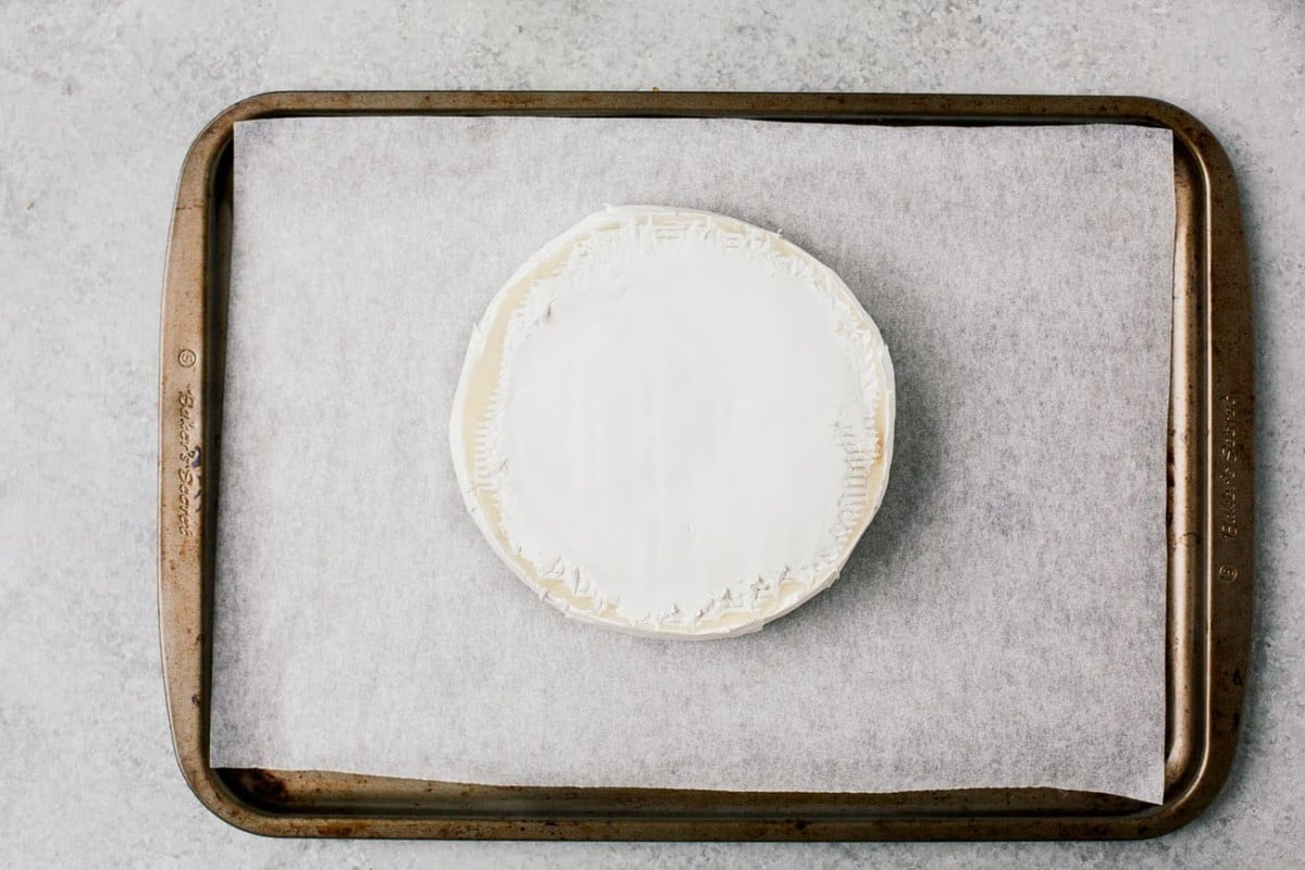 Baked Brie with Cranberries | Primavera Kitchen