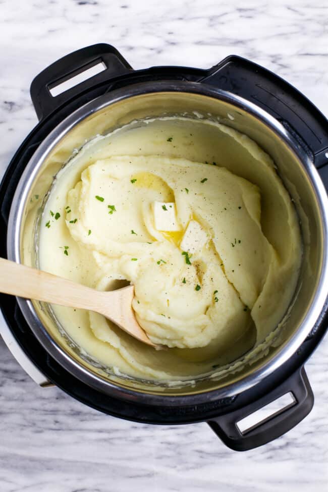 Instant Pot Mashed Potatoes | Primavera Kitchen