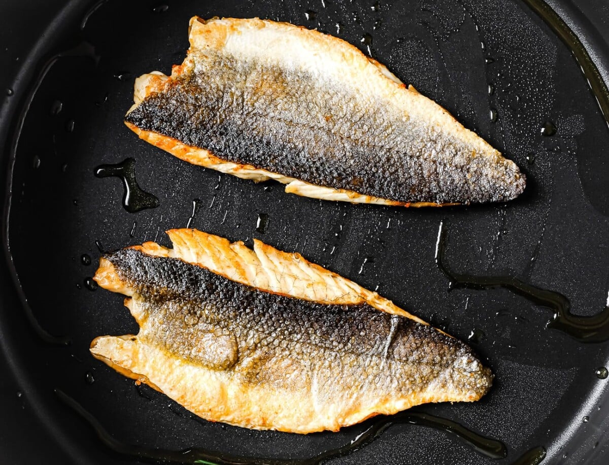 Garlic Butter Sea Bass Recipe – Pan-Seared, Flaky & Buttery!