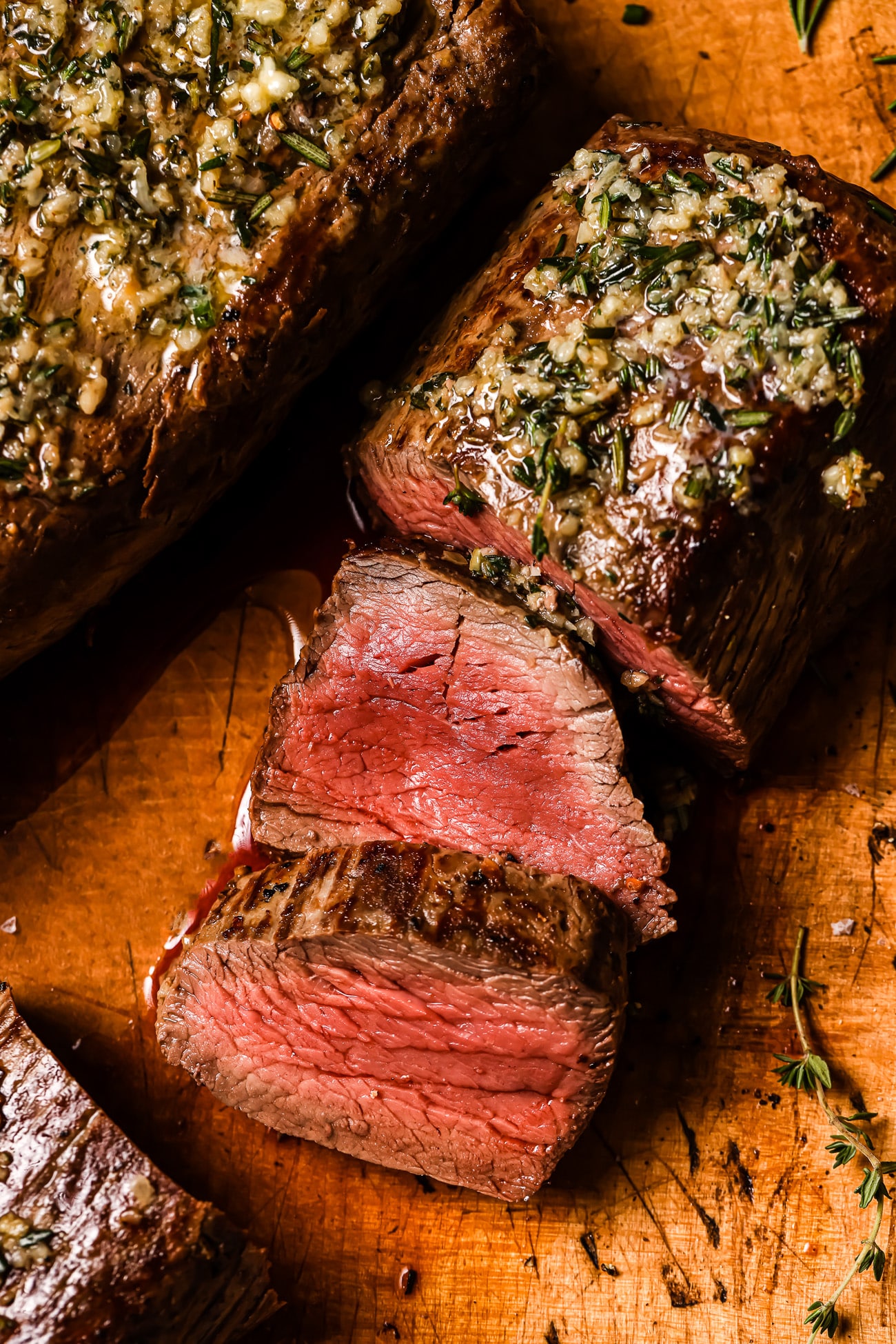 Garlic Butter Beef Tenderloin Recipe: Juicy, Tender, and Flavorful