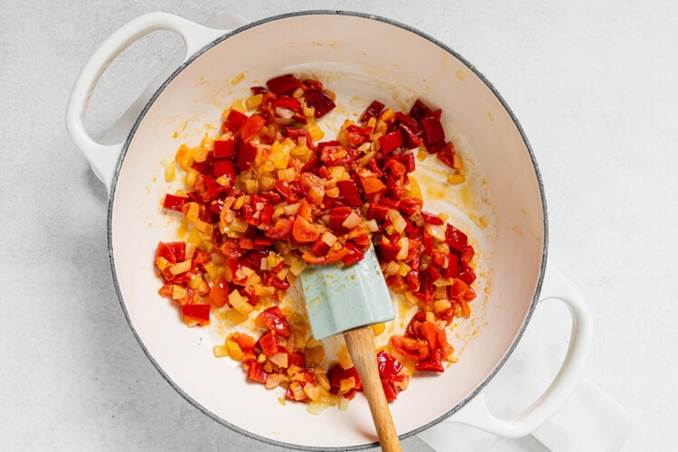 Picadillo Recipe – Ground Beef with Tomato Sauce & Green Olives