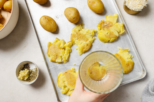 Smashed Potatoes – Buttery, Crispy Edges & Fluffy Inside!