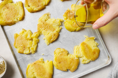 Smashed Potatoes – Buttery, Crispy Edges & Fluffy Inside!